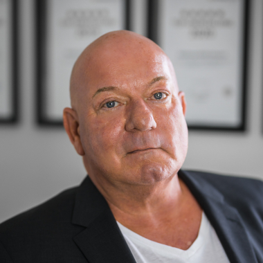 Chris Diederich's Instagram, Twitter & Facebook on IDCrawl